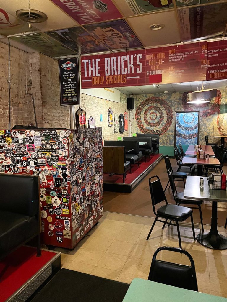 The Brick: Music and Eats in the Crossroads – The Brazen Gourmets